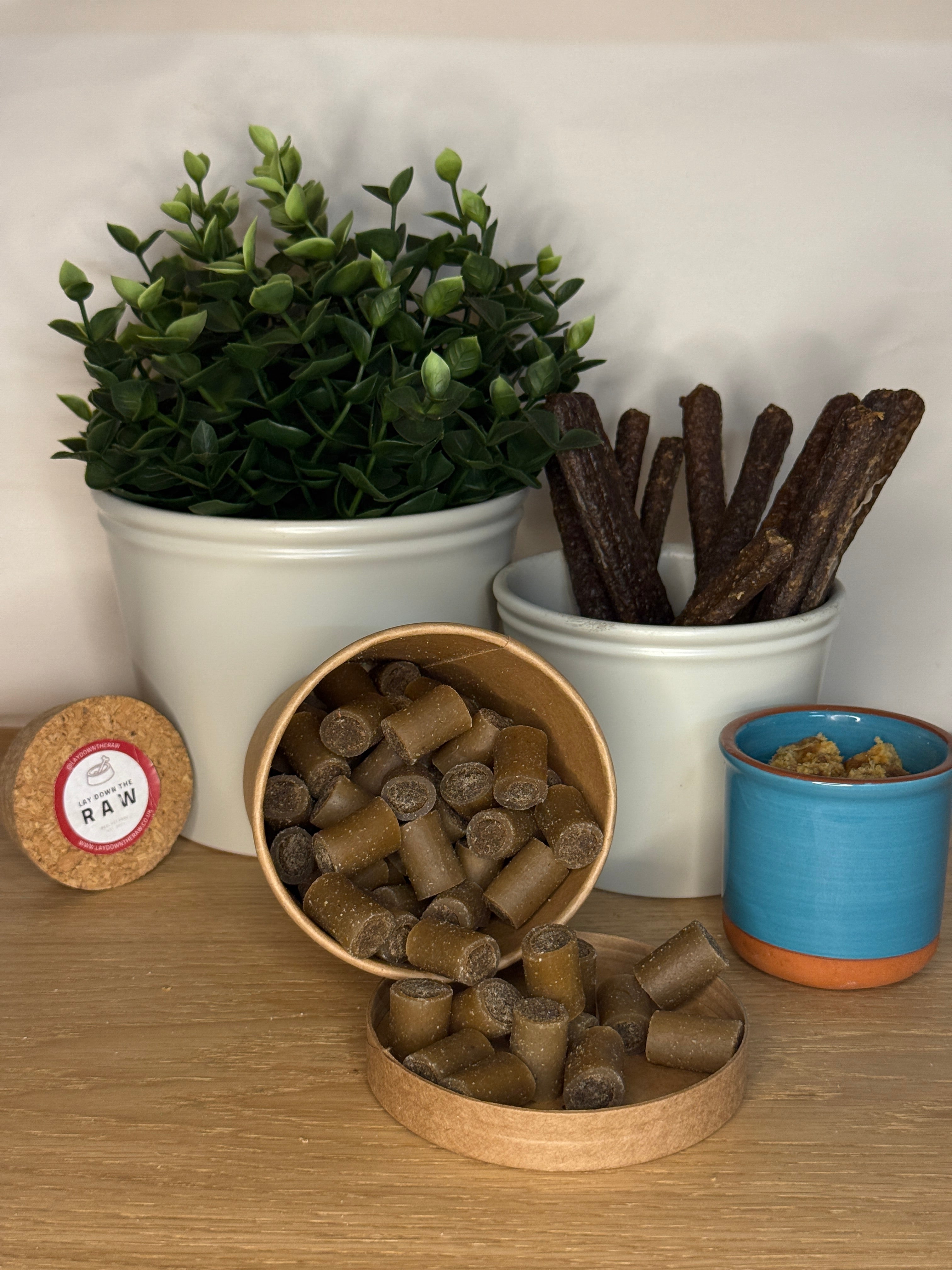 Monty's Green-Lipped Mussel & King Prawn Bites 100g – Lay Down The Raw